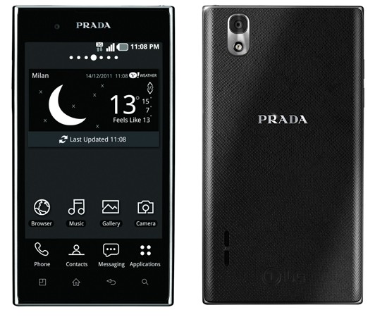 LGとプラダのコラボモデル「PRADA phone by LG L-02D」は高級感あふれる仕上がりに！ドコモから1月に登場だっ ...